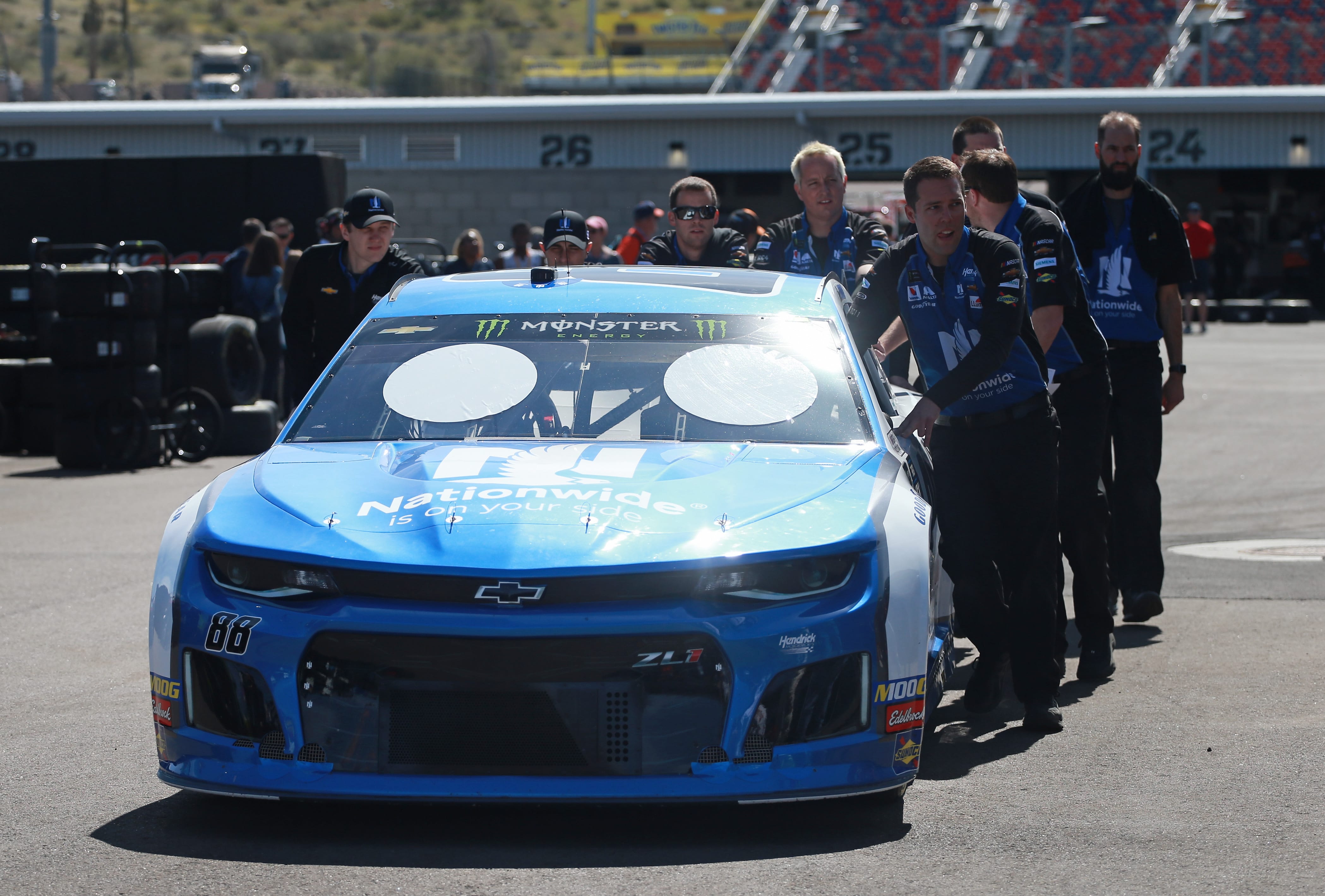 Five to Watch: Hottest story lines for ISM Raceway | NASCAR.com