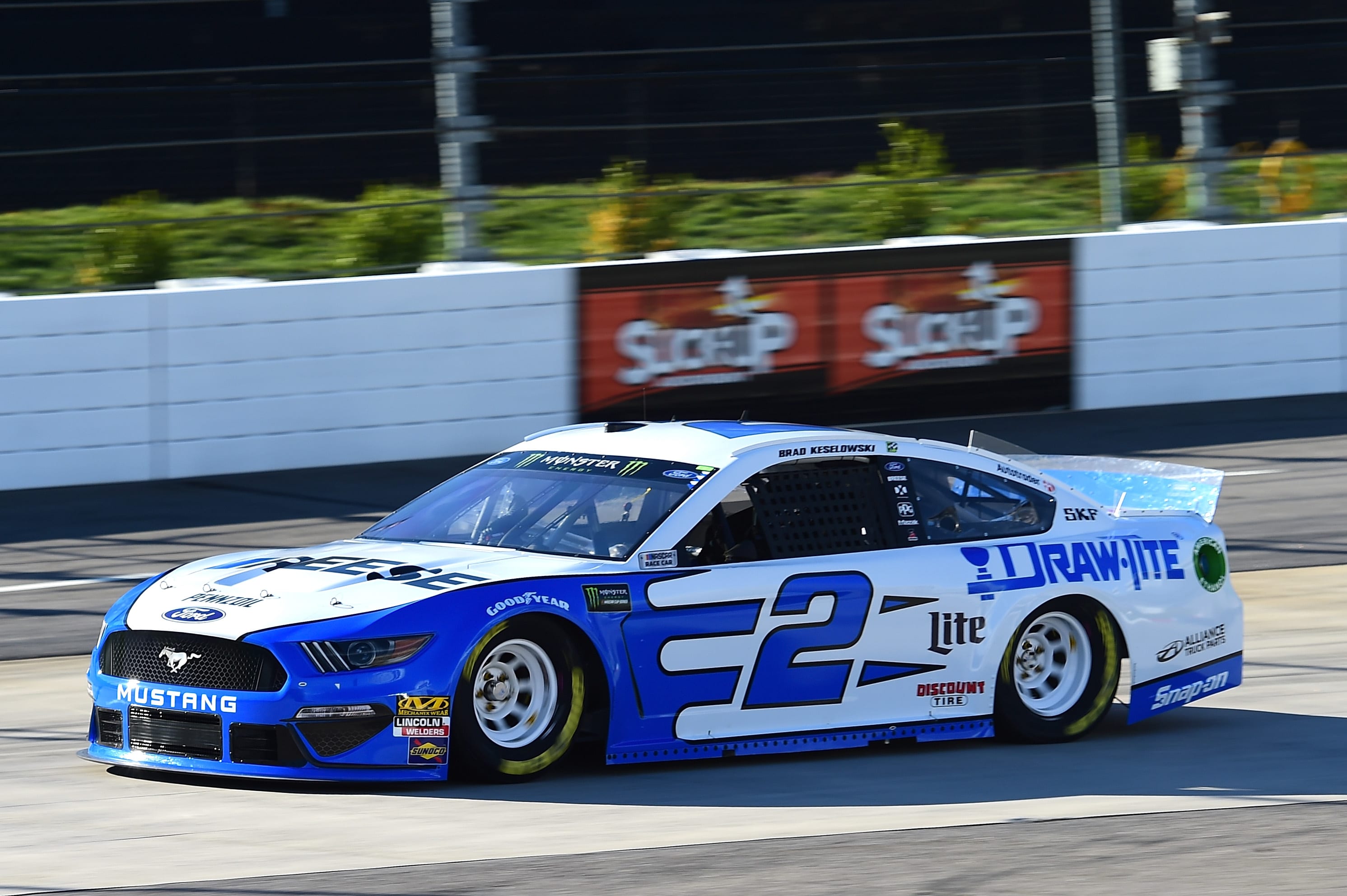 Official starting lineup, team rosters for the STP 500 | Official Site ...