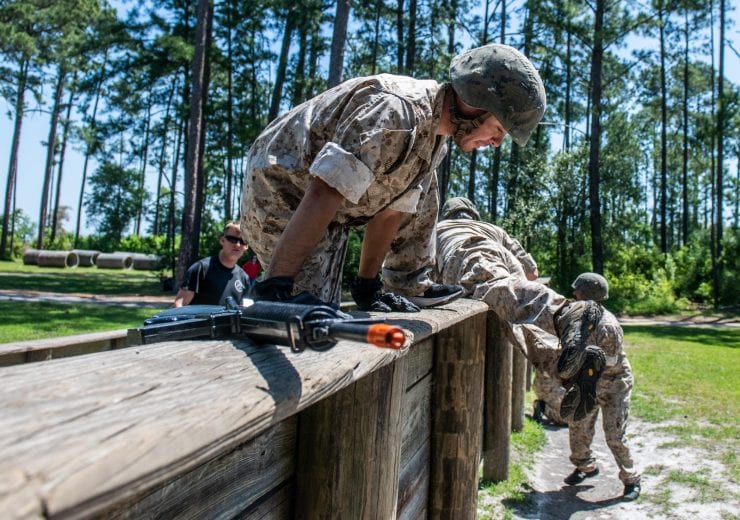 Kyle Larson Mission 600 visit Marine Corps Recruit Depot | NASCAR.com