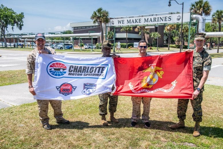 Kyle Larson Mission 600 visit Marine Corps Recruit Depot | NASCAR.com