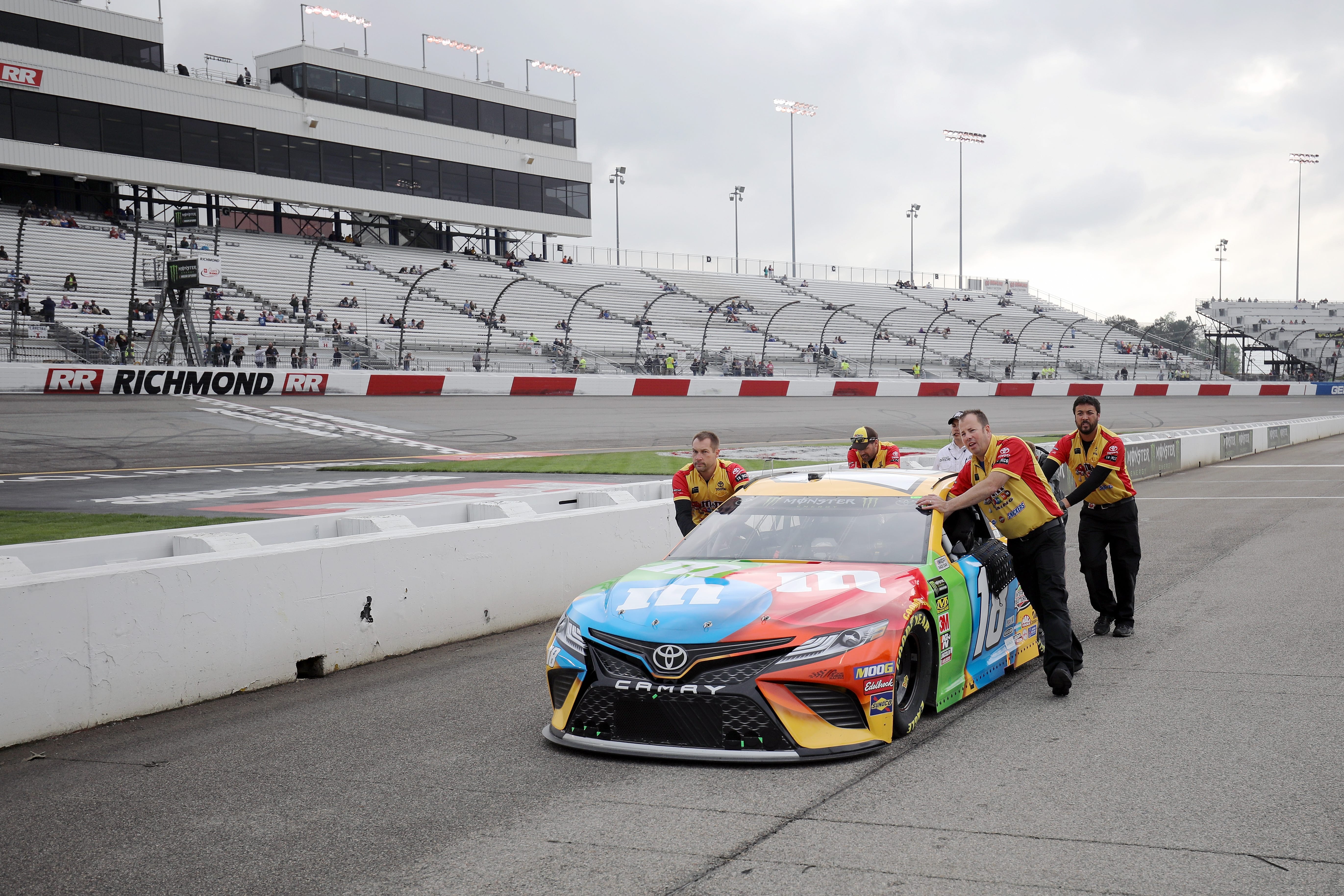 @nascarcasm recaps Richmond-1 in photos | NASCAR.com