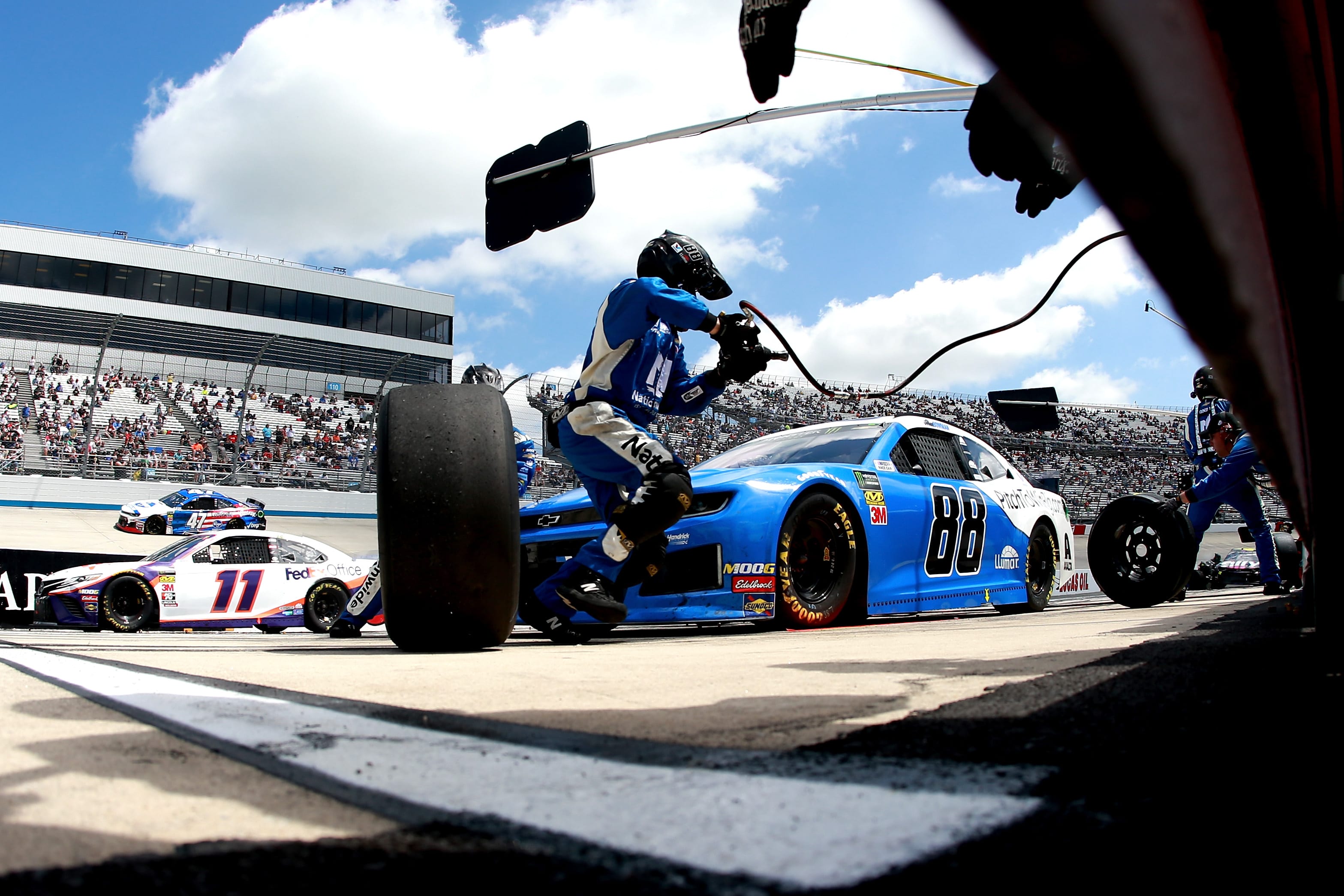 @nascarcasm recaps Dover-1 2019 in photos | NASCAR.com