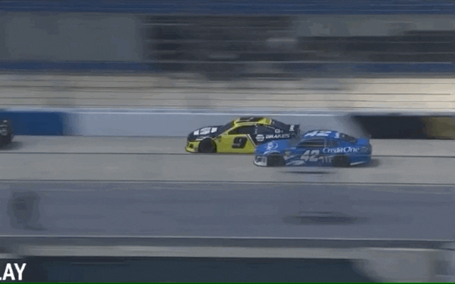 Dover: A Recap in GIFs | NASCAR.com