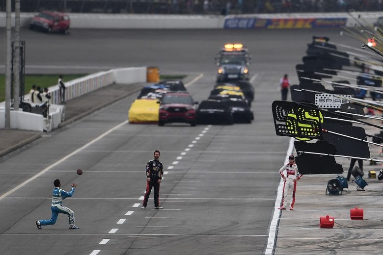 @nascarcasm recaps Michigan-1 in photos | NASCAR.com