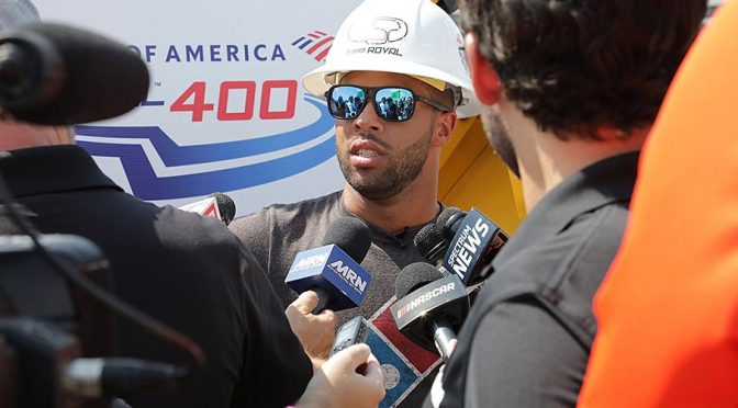 Bubba Wallace explains giving middle finger to Suarez | NASCAR.com