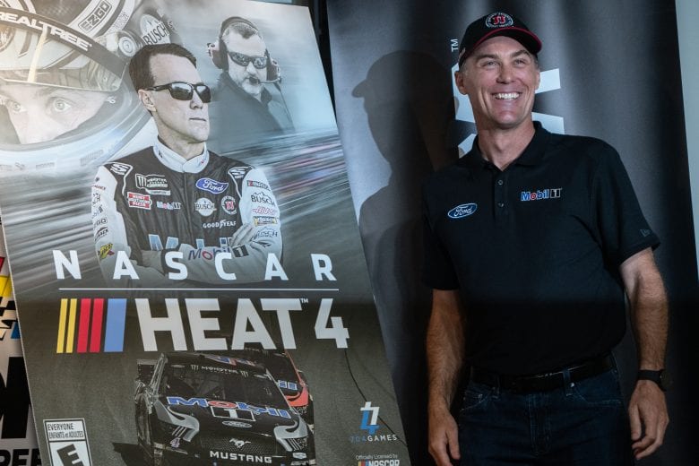 Kevin Harvick unveils NASCAR Heat 4 cover | NASCAR.com