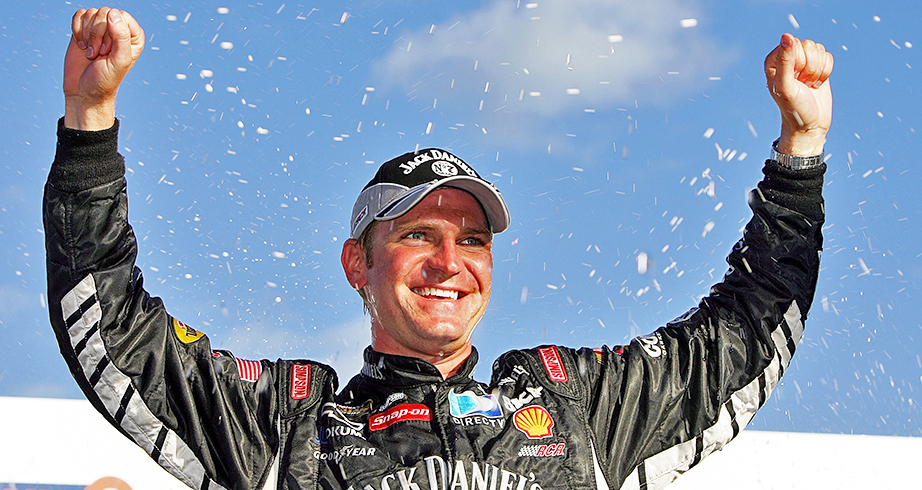 Clint Bowyer's first Cup win at New Hampshire in 2007 | NASCAR.com
