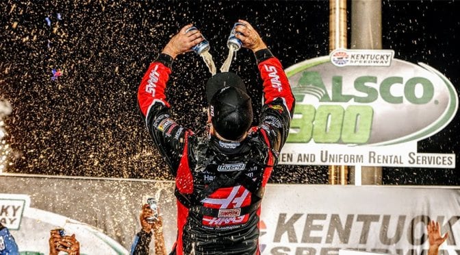 Cole Custer pulls through in final stage to win at Kentucky | NASCAR.com