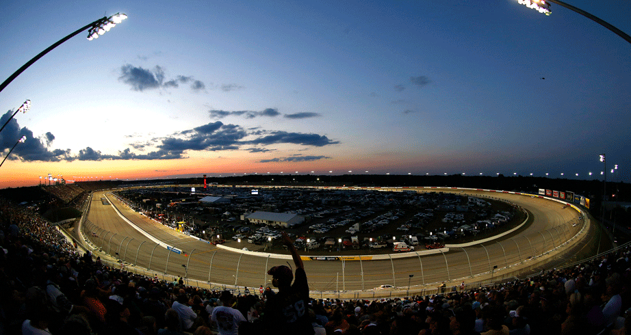 Preview Show: Darlington Throwback Weekend | NASCAR.com