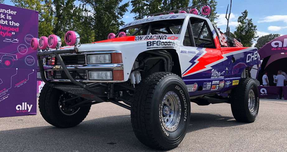 Jimmie Johnson throws back to off-road racing roots | NASCAR.com