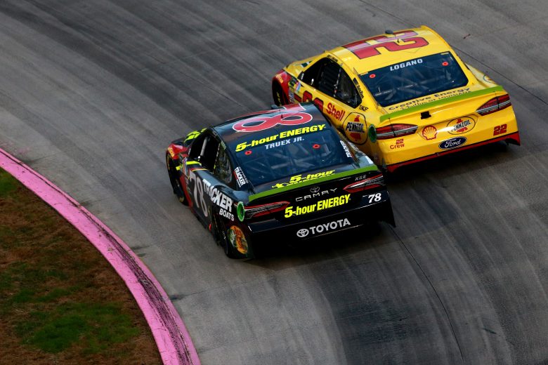 Best Victory Lane celebrations from Martinsville fall races | NASCAR.com