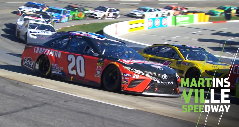 Jones makes incredible save in Turns 3 and 4 at Martinsville | NASCAR.com