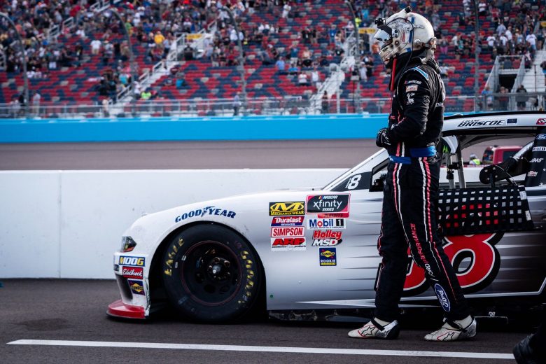 Photo gallery: At-track photos from Phoenix | NASCAR.com