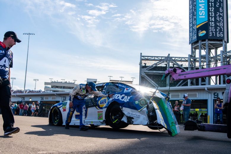 Photo gallery: At-track photos from Phoenix | NASCAR.com