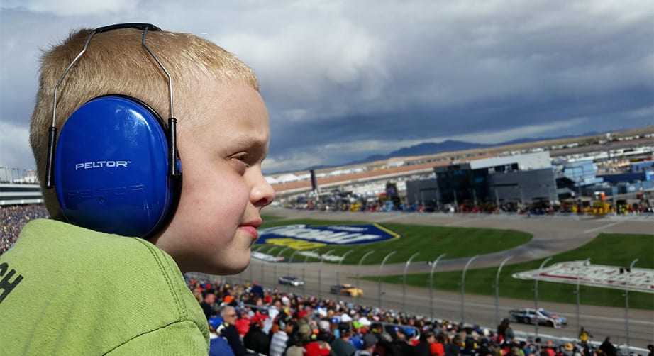 Racing helps heal soul of NASCAR fan Travis Carpenter | NASCAR.com