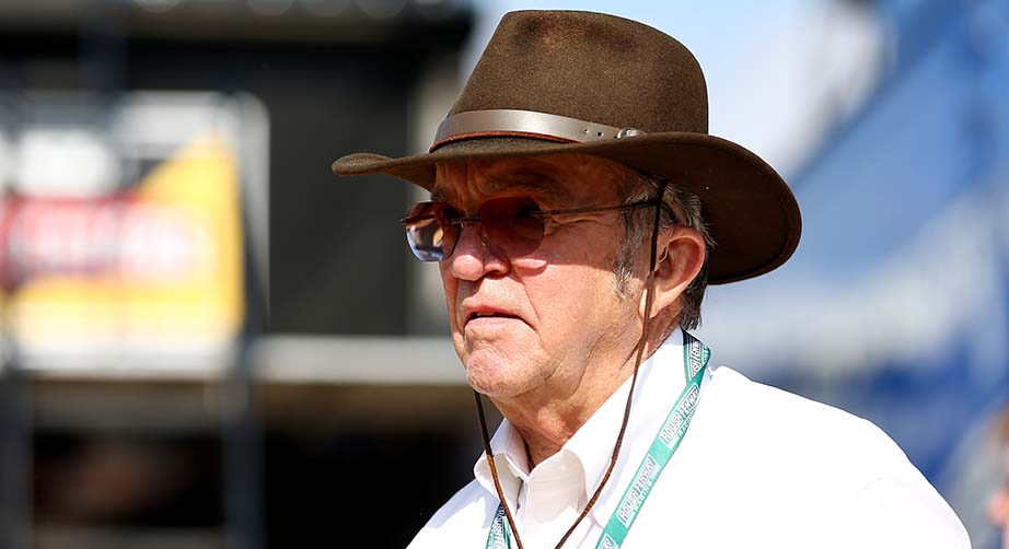 Roush Fenway Racing delights fans with #RoushMadness | NASCAR