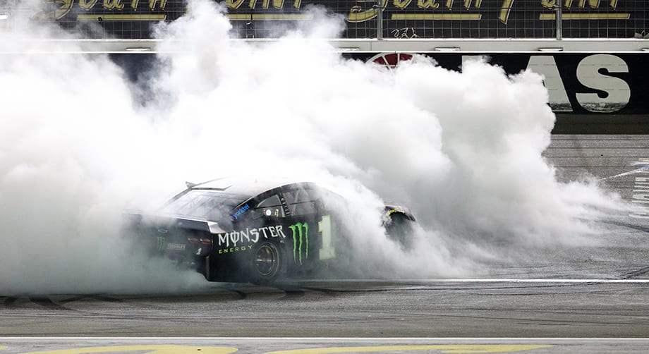 Recap: Kurt Busch cashes in first Vegas win in 22 attempts | NASCAR