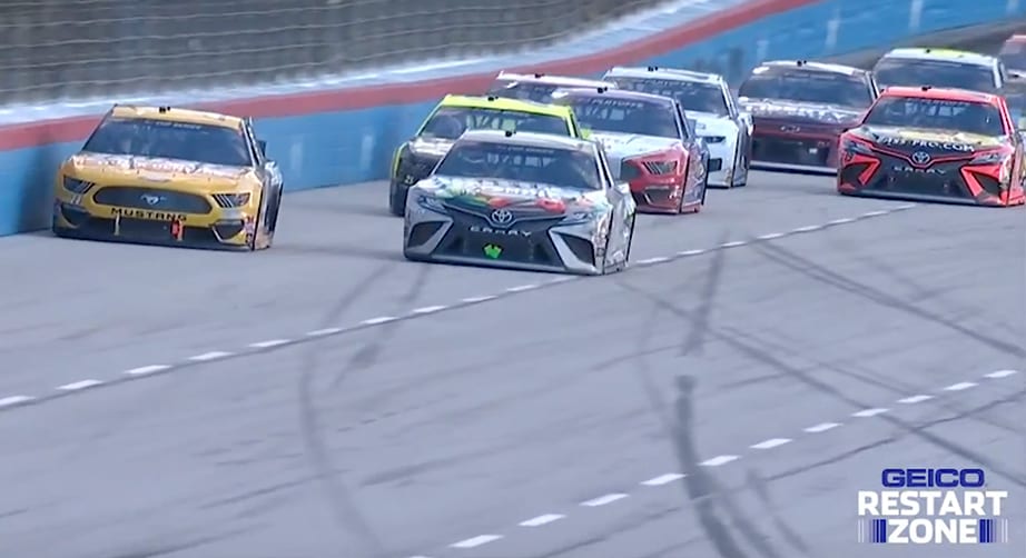 Texas-size restart helps Kyle Busch win: GEICO Restart Zone | NASCAR