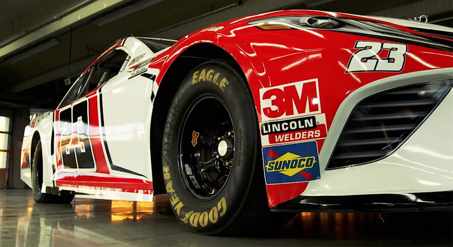 Denny Hamlin, Bubba Wallace share 23XI Racing manufacturer | NASCAR