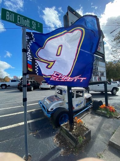 Chase Elliott's championship parade in Dawsonville | NASCAR