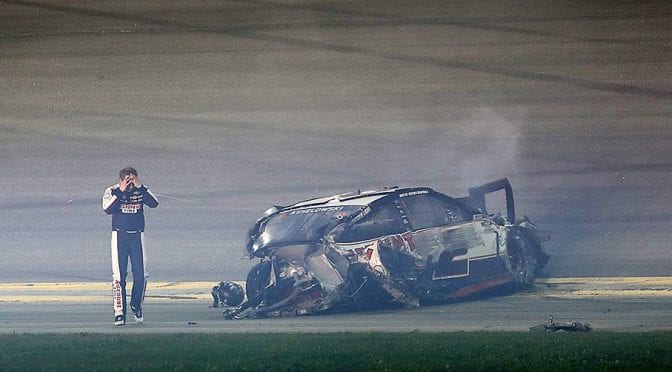 Joey Logano, Brad Keselowski crash in Daytona 500 final lap | NASCAR
