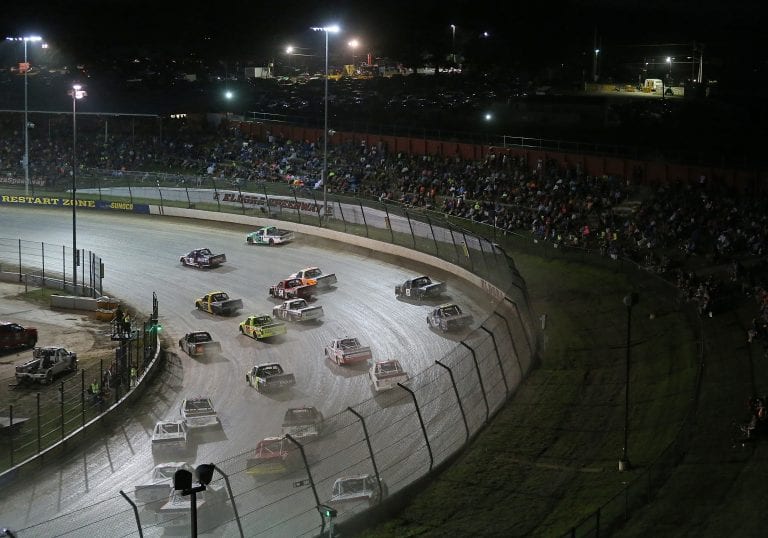 Get all the dirt: Dirt racing terminology, FAQ for Bristol Dirt Race ...