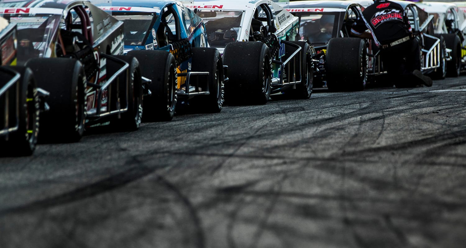PIT BOX: Whelen Modified Tour On The Clock - Official Site Of NASCAR