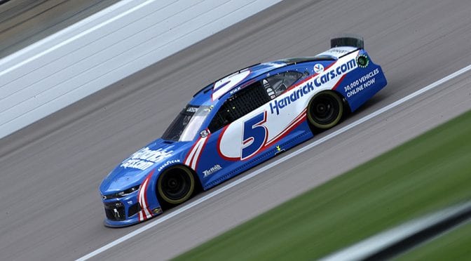 Kyle Larson's dominant day fizzles after final Kansas restart | NASCAR