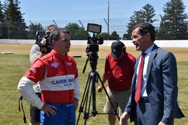 Indianapolis Motor Speedway dirt: Jeff Gordon tests sprint car | NASCAR