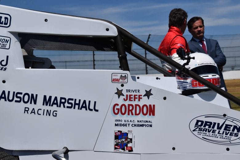 Indianapolis Motor Speedway dirt: Jeff Gordon tests sprint car | NASCAR