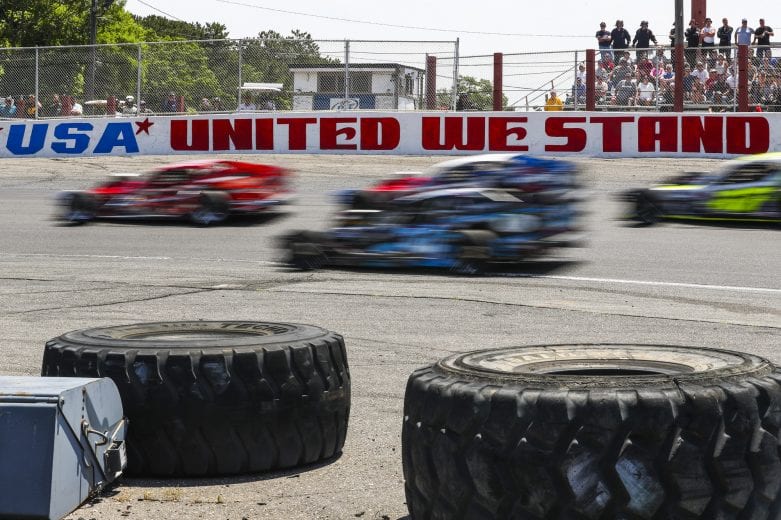 Buzz Chew Chevrolet Cadillac 200 at Riverhead Raceway | NASCAR