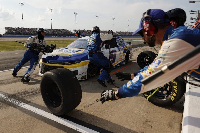 Fastest pit crews of 2021 based on average four-tire stop times | NASCAR