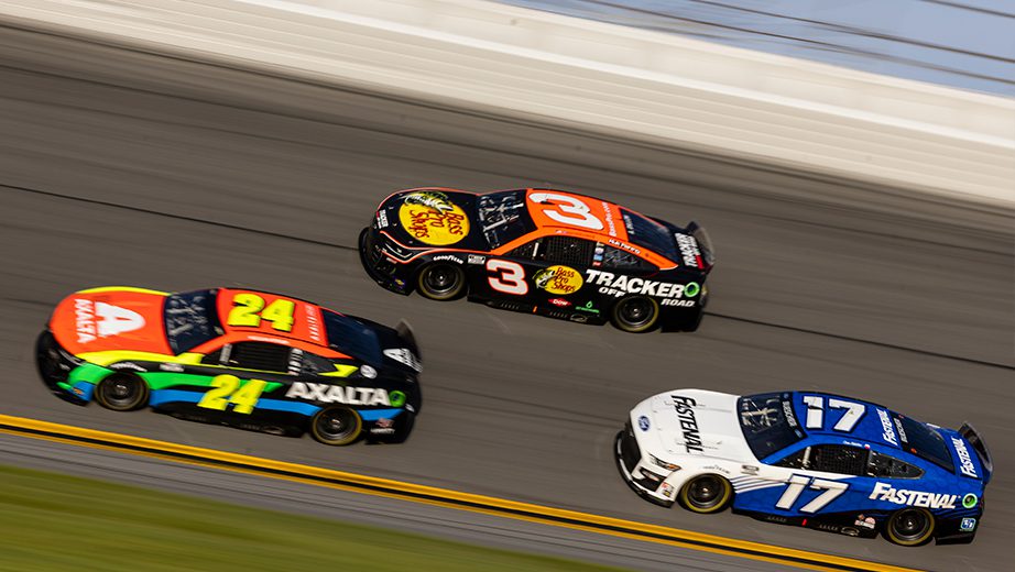 Watch NASCAR's Next Gen car drafting at Daytona | NASCAR