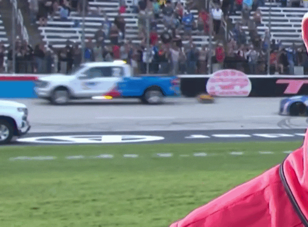 Best GIFs from Texas Motor Speedway playoff race | NASCAR