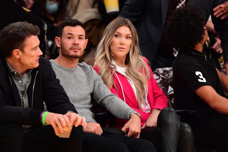 Kyle Larson tours Los Angeles with championship trophy | NASCAR