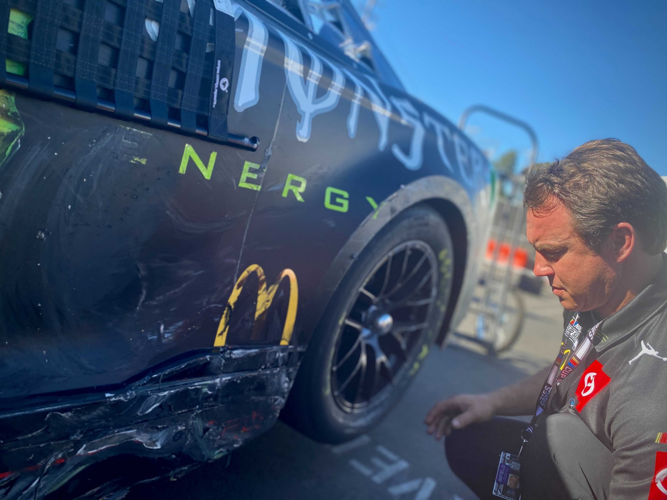 Action heats up in LA: See car carnage at the Clash | NASCAR