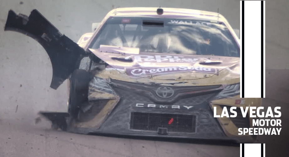 Erik Jones brings out late caution; Wallace avoids major wreck | NASCAR