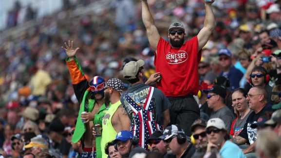 Nascar Fans Cheering