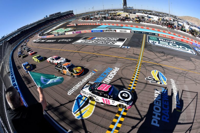 At-track photos: 2022 Phoenix spring weekend | NASCAR