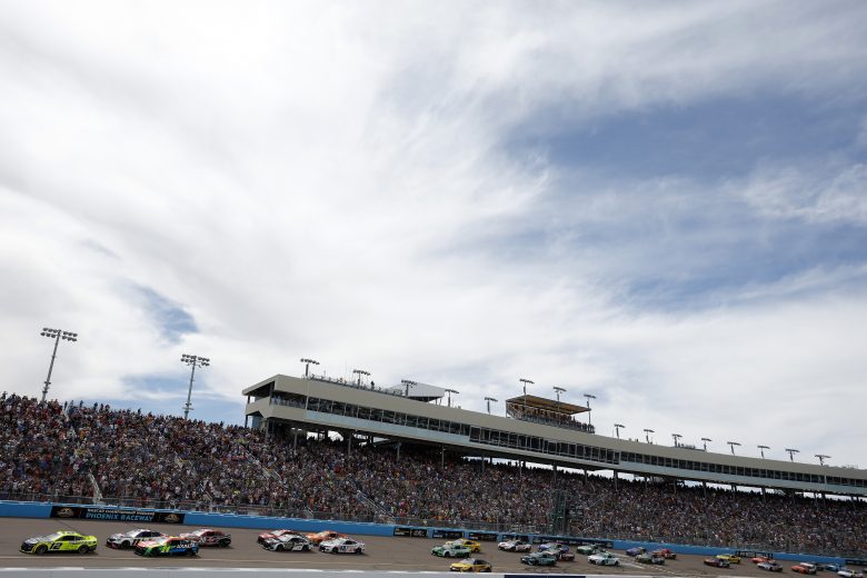 At-track photos: 2022 Phoenix spring weekend | NASCAR