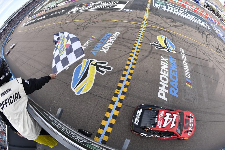 At-track photos: 2022 Phoenix spring weekend | NASCAR