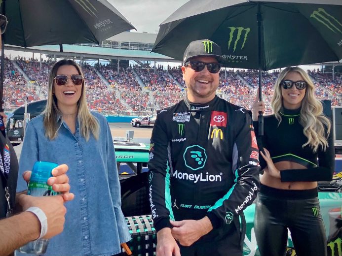 At-track photos: 2022 Phoenix spring weekend | NASCAR