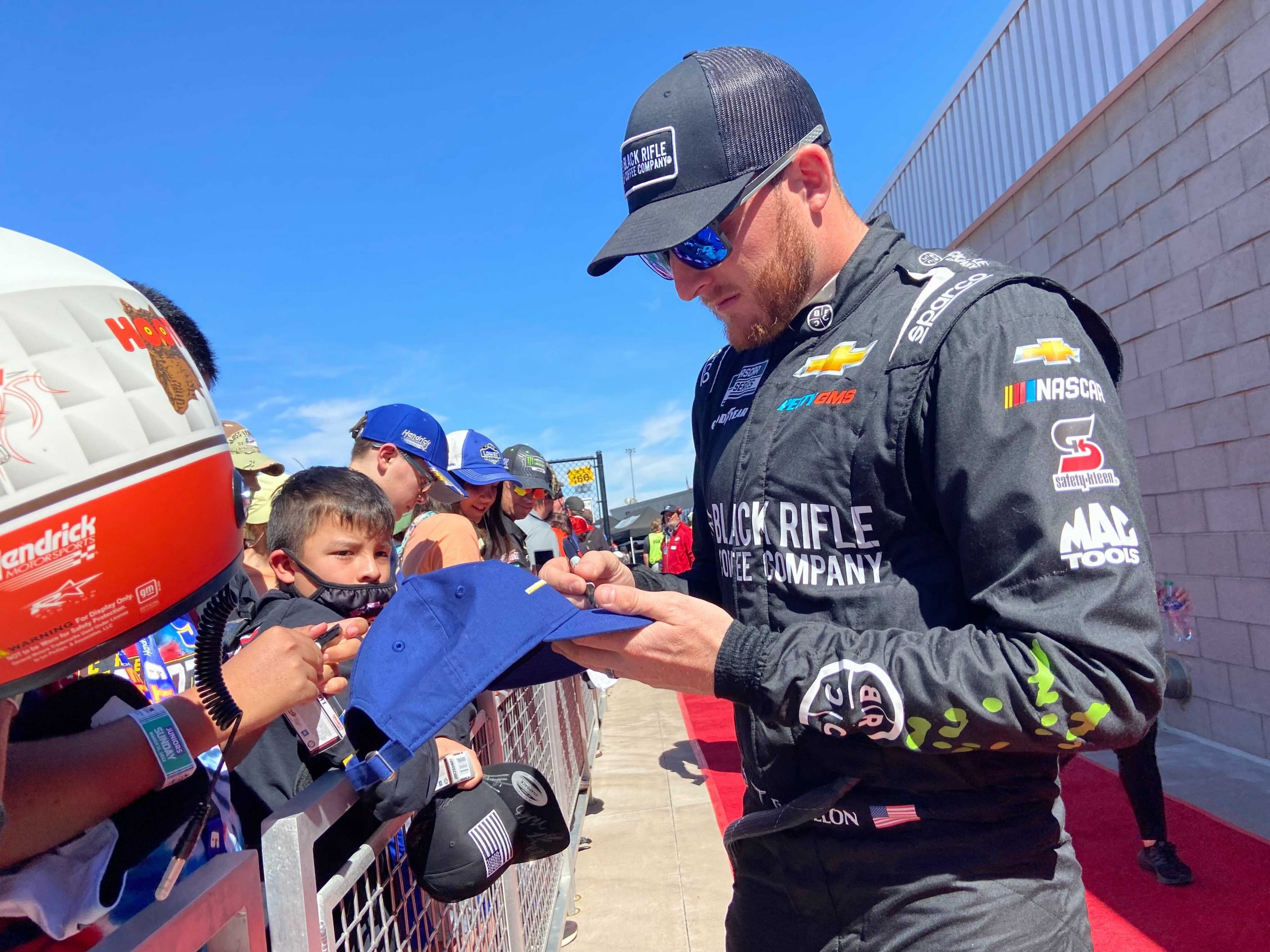 At-track photos: 2022 Phoenix spring weekend | NASCAR