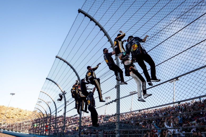 At-track photos: 2022 Phoenix spring weekend | NASCAR