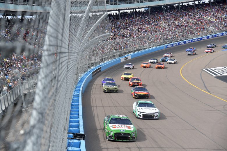 At-track photos: 2022 Phoenix spring weekend | NASCAR