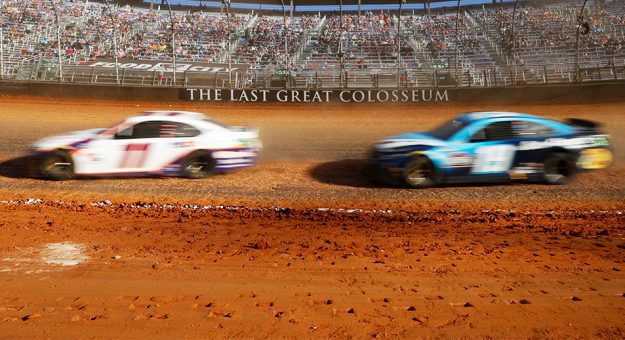 Day-by-day Bristol Dirt Race weekend format | NASCAR