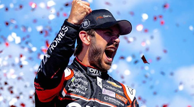 Suárez becomes first Mexican-born driver to win Cup race | NASCAR