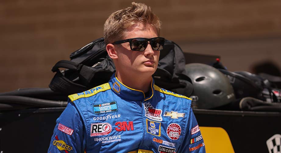 Derek Kraus secures Camping World Trucks pole at Knoxville | NASCAR