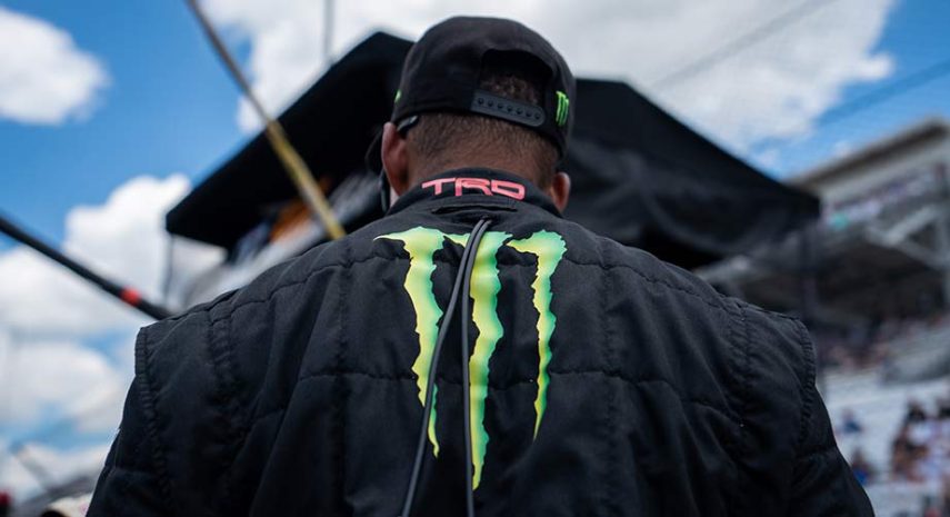 Advancements,safety of NASCAR fire suits beat the heat | NASCAR