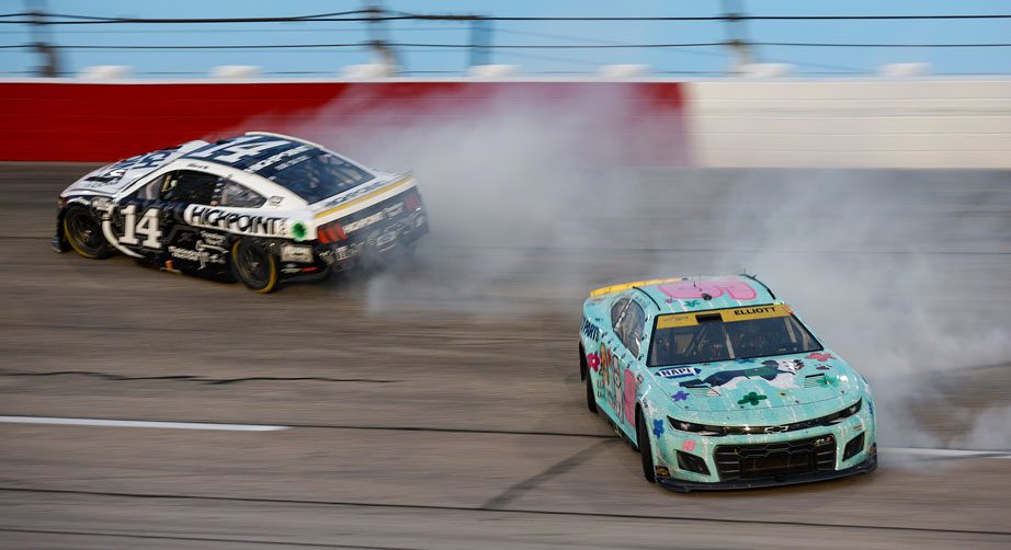 Chase Elliott suffers early exit after Stage 1 crash at Darlington - NASCAR